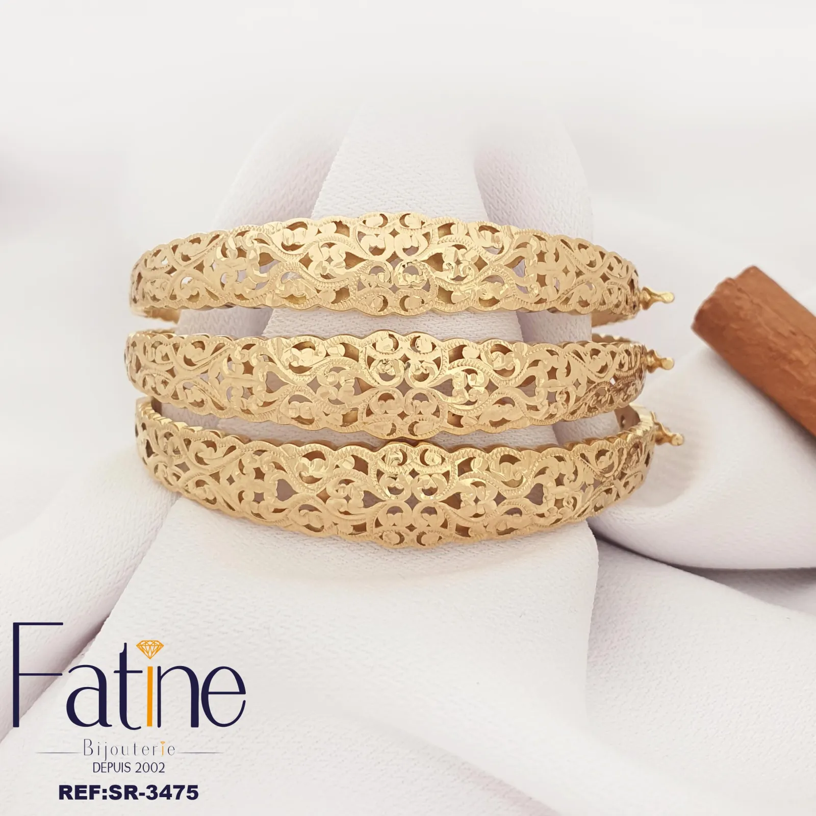 Sertla très chic en trois bracelets et en or 18 carats | SR3475 | A...